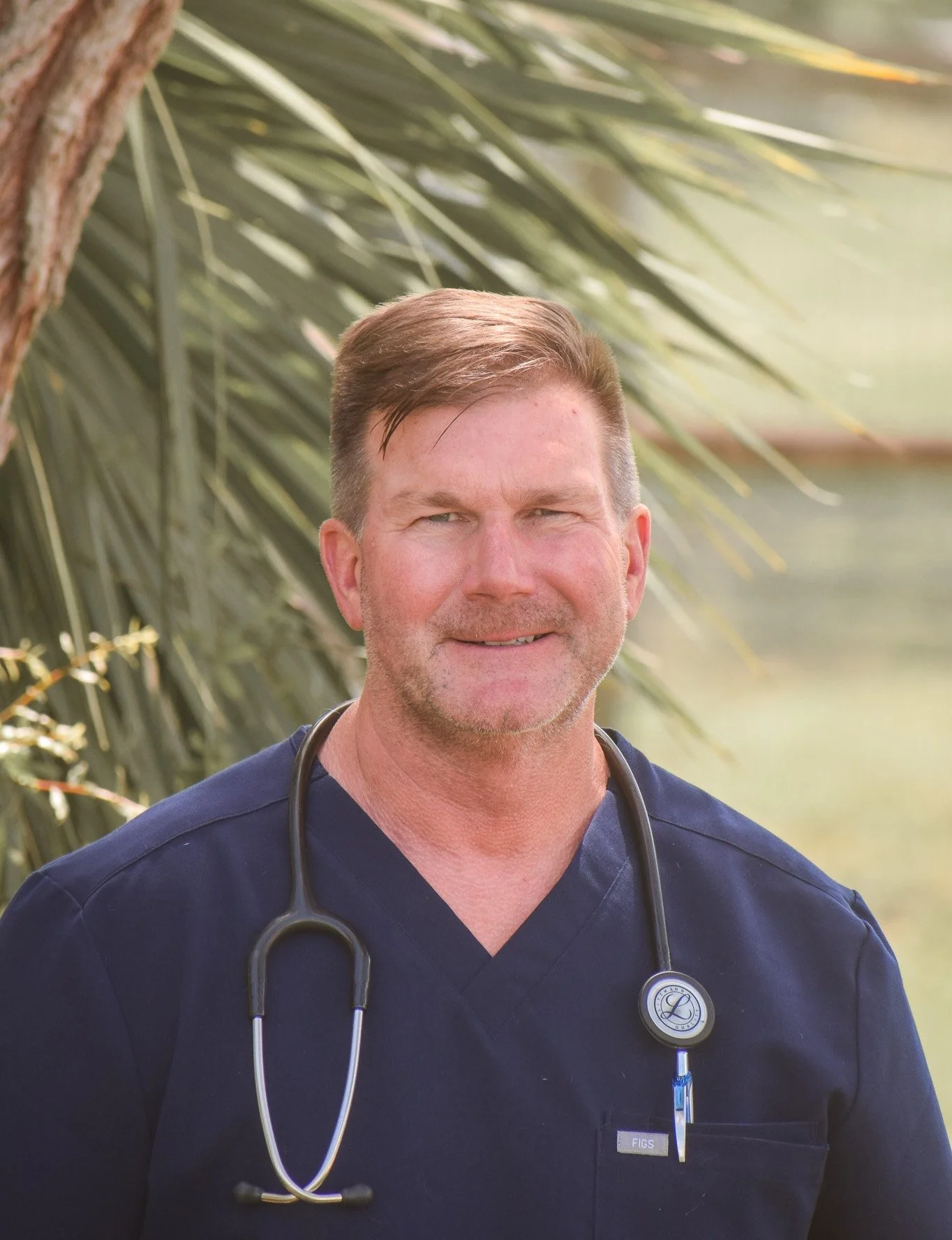 Meet the West Coast Veterinarians — West Coast Veterinary Center