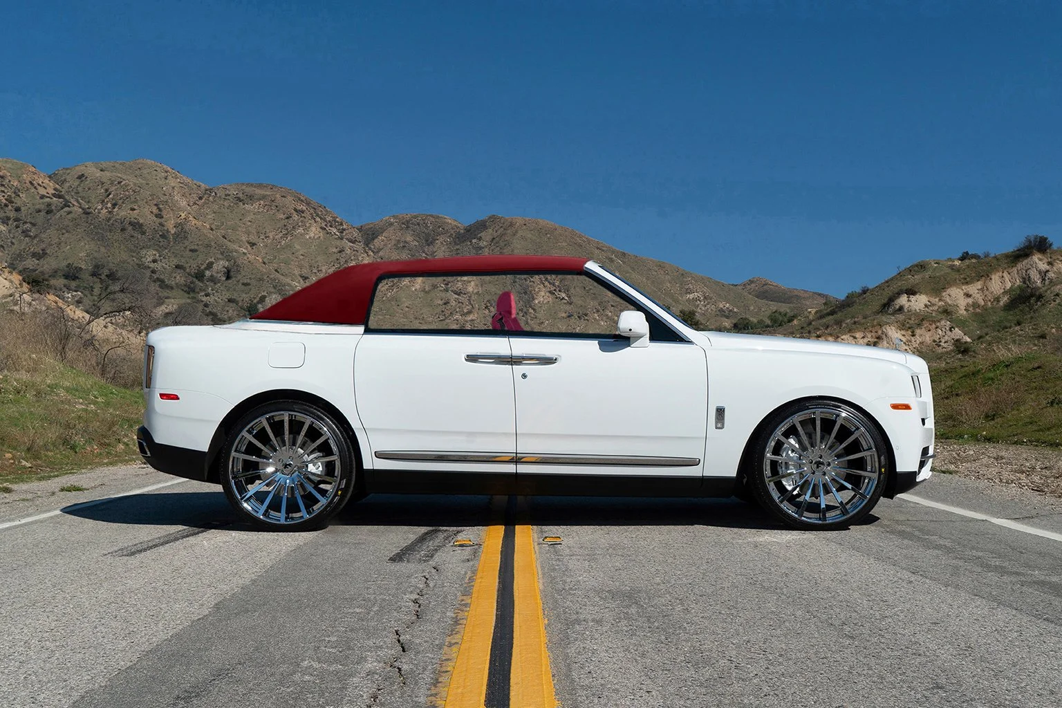 Amazing Rolls Royce Cullinan Convertible Images