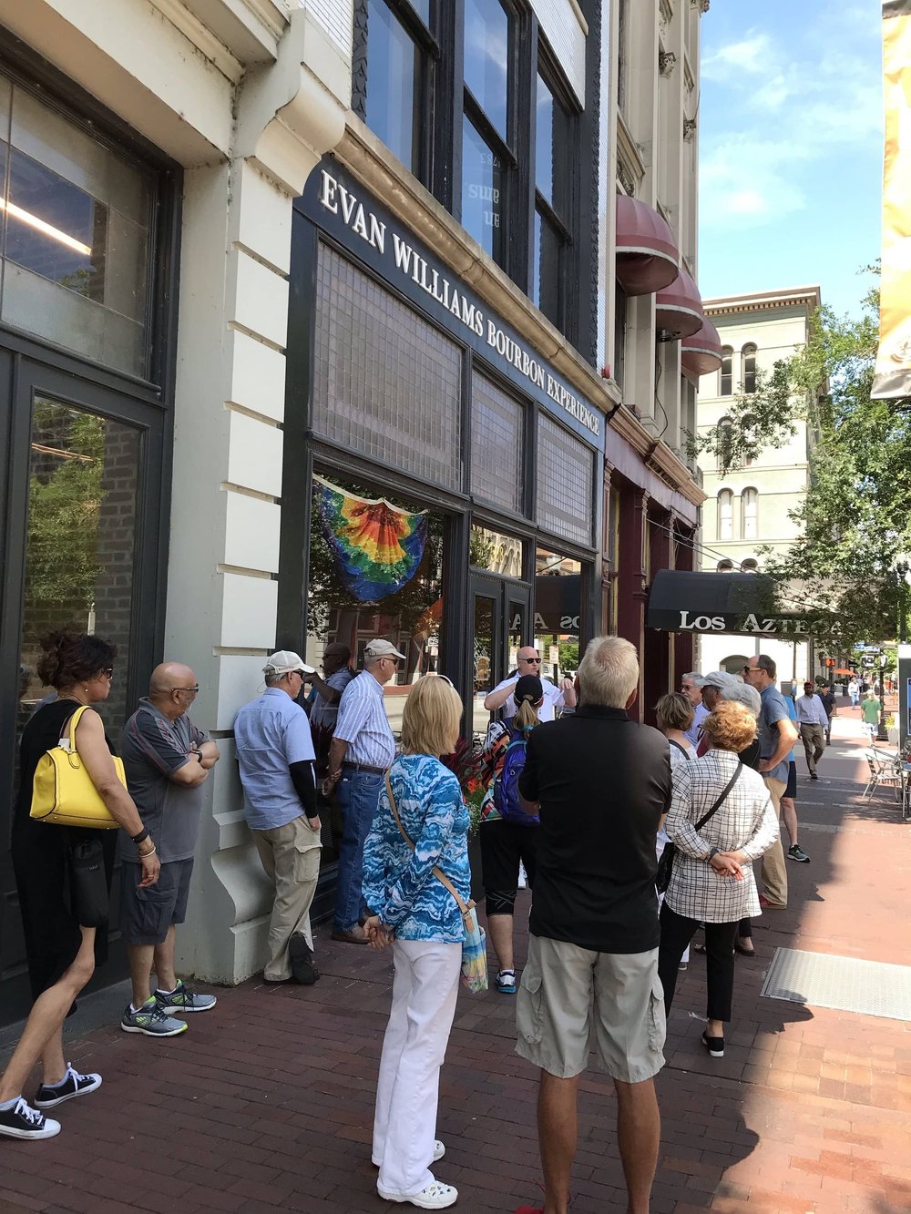 Bourbon Tours Louisville | Kentucky Bourbon Tour - Whiskey Row Walking Tour