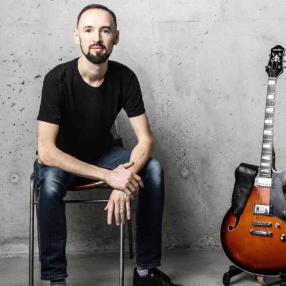 Adam Robert Thomas: live jazz musician in Vancouver. Available for ...