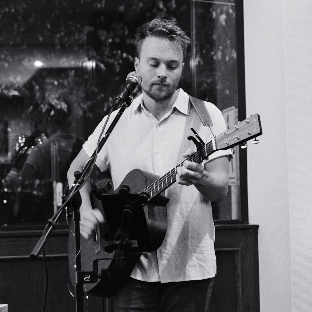 Discover Jake Hammond: Folk and Americana Artist — Musos Entertainment
