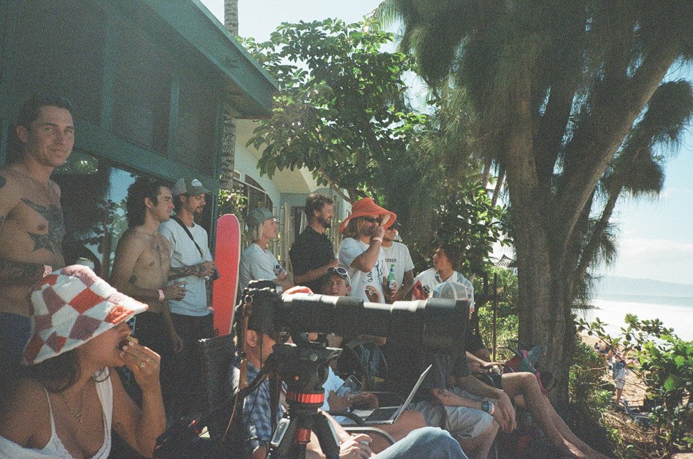 Mastering Pipe: The World’s Best Surfers Try Not To Vomit In The Ocean ...