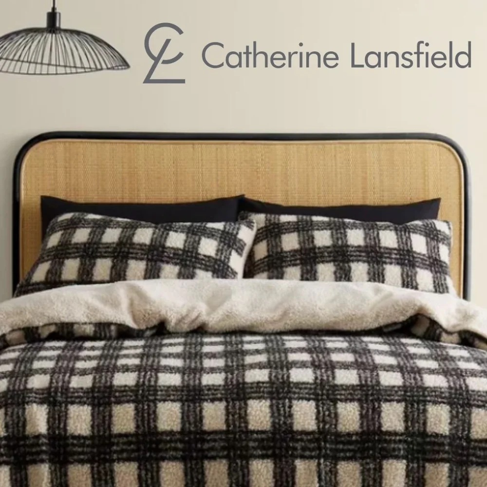 Broadstone Mill Shopping Outlet