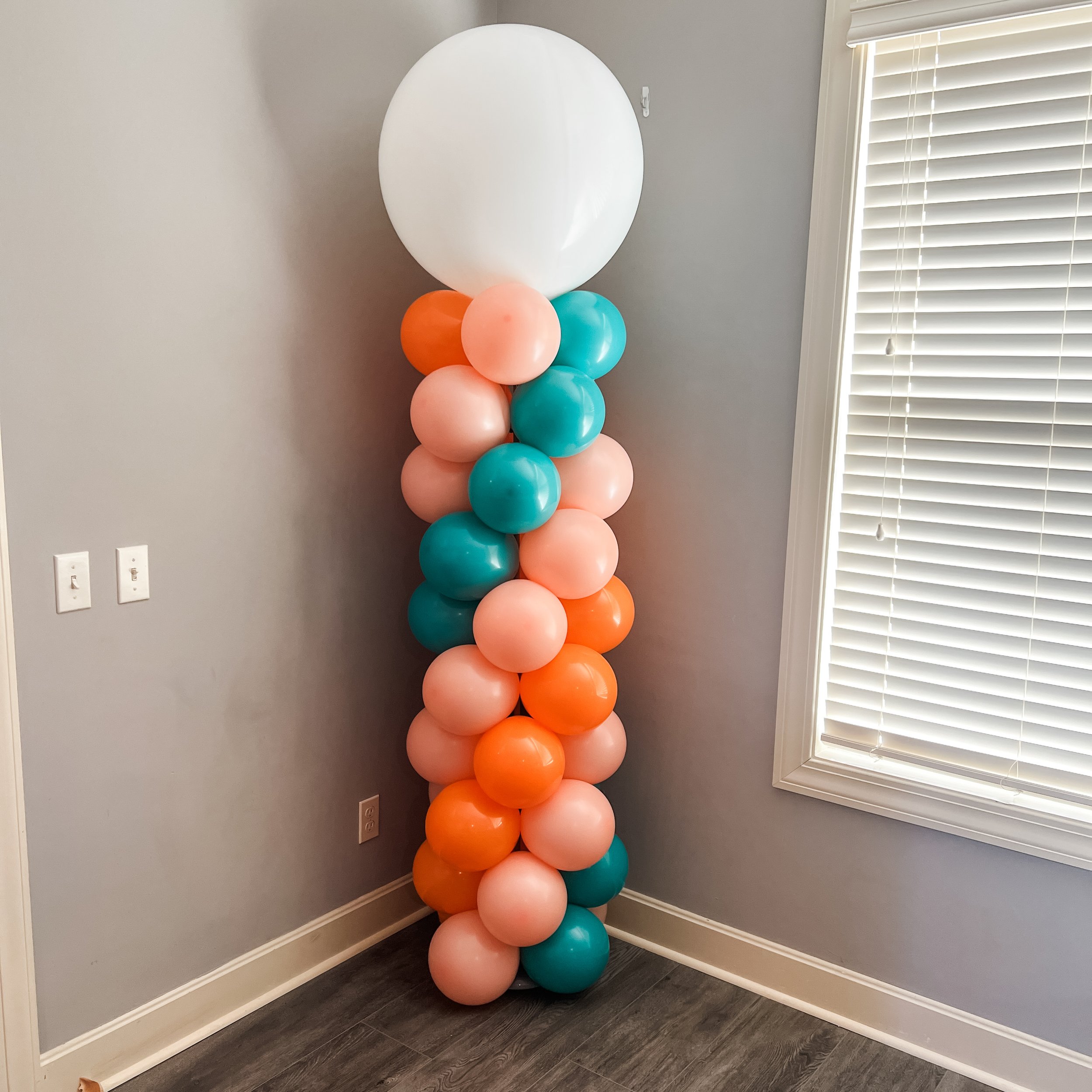 Balloon Towers — Sunny Day Event Co