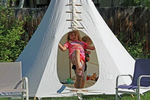 THE SIOUX — Reliable Tent and Tipi