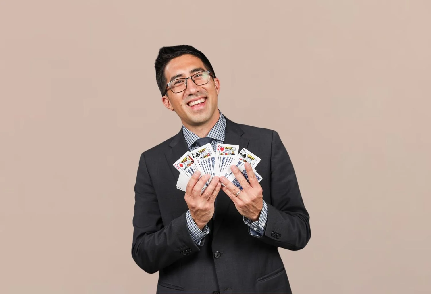 Interactive Close-Up Magic — ORLANDOMAGICIANS.COM