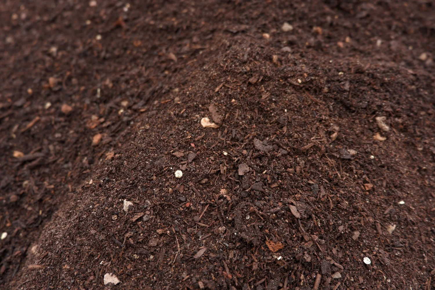 Mulches — Warren's Rock N' Mulch