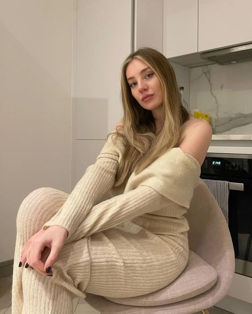 The cosy season — Bethany Lily April