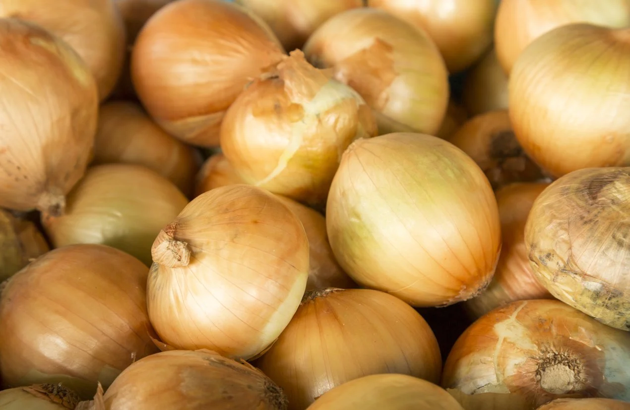 The Ultimate Guide to Onion Varieties | Flavor, Health Benefits & How ...