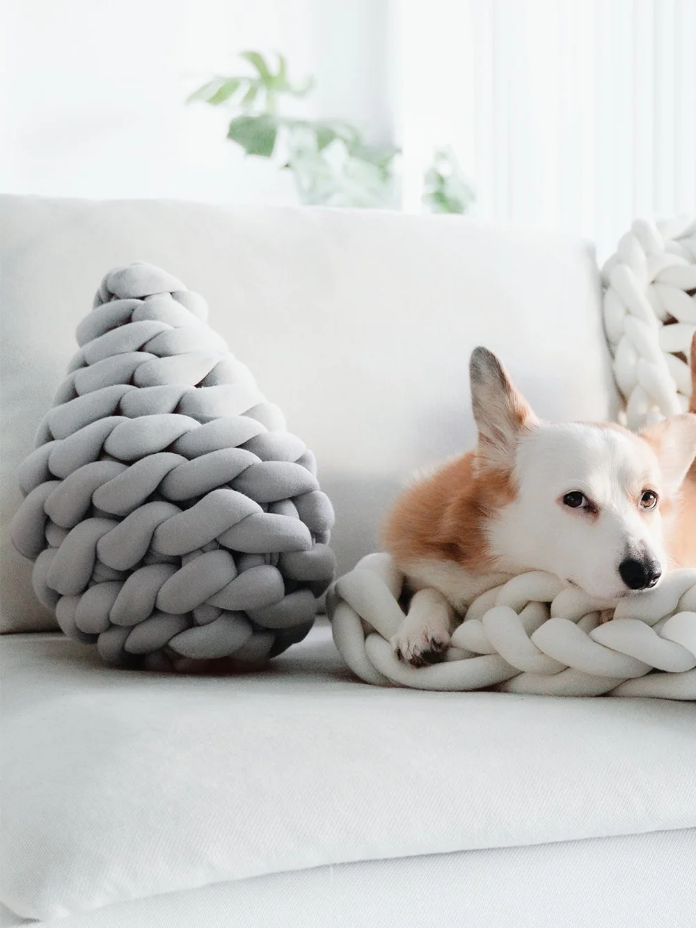 Square Knitted Cushion. Step-by-Step Illustrated DIY Instructions ...
