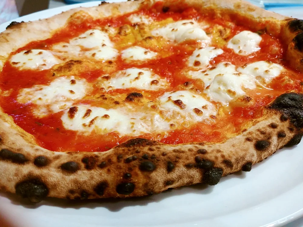 850 Degrees Pizzeria | Stone-Baked Pizza in Etobicoke