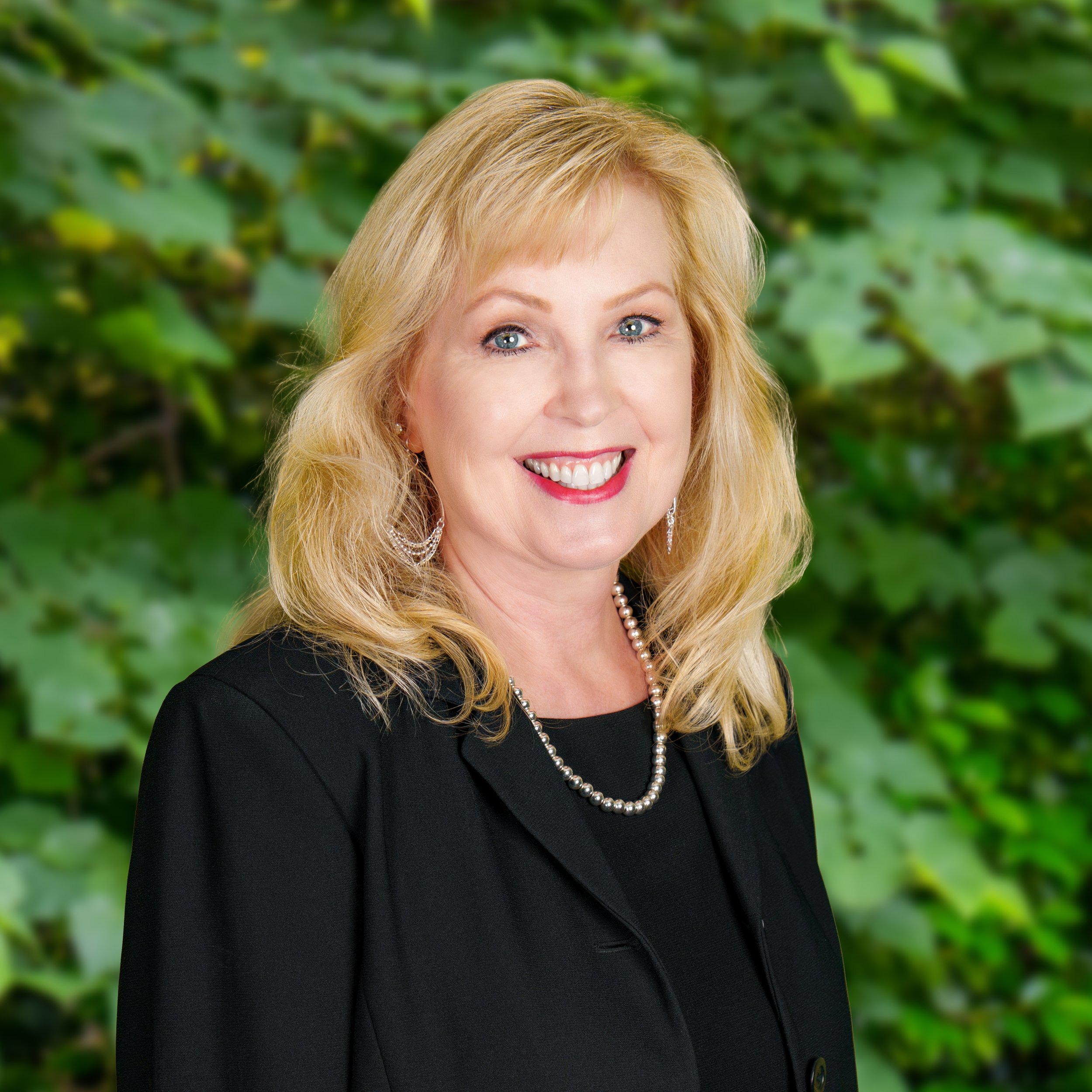 Realtor Agent Near Me — Stephen Cooley Real Estate Group