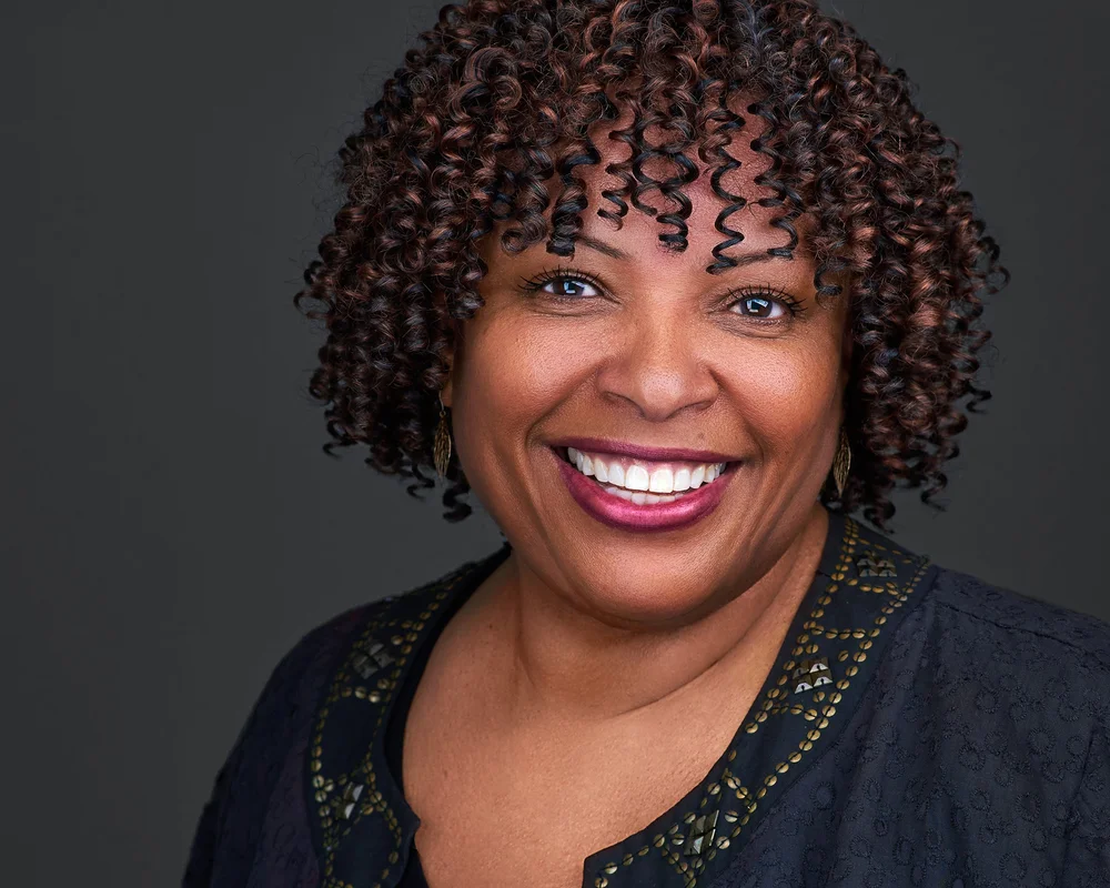 Roswell Headshot Photographer - Tracy Hoexter Photography