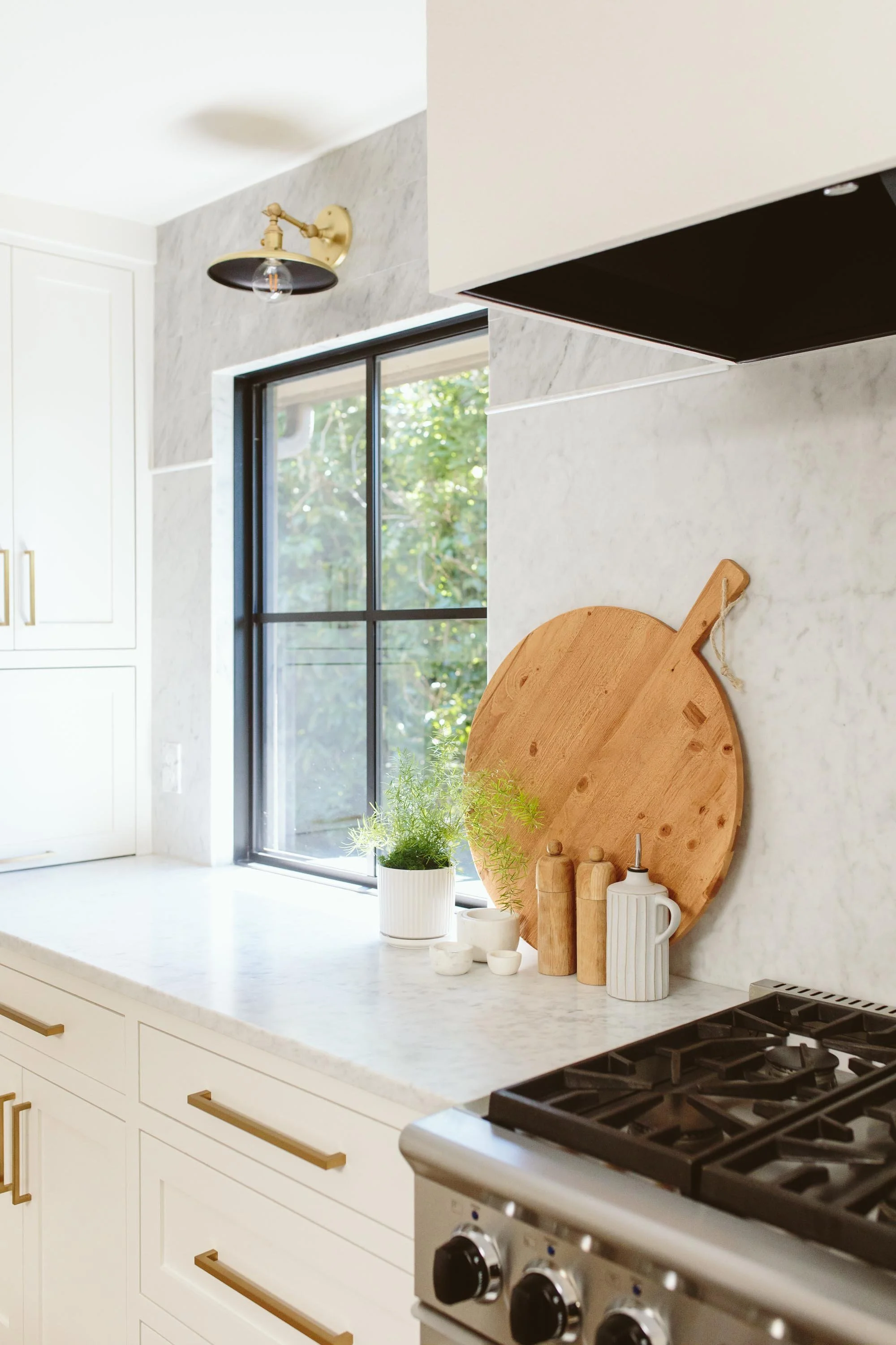 Laurel Project — Sunday House