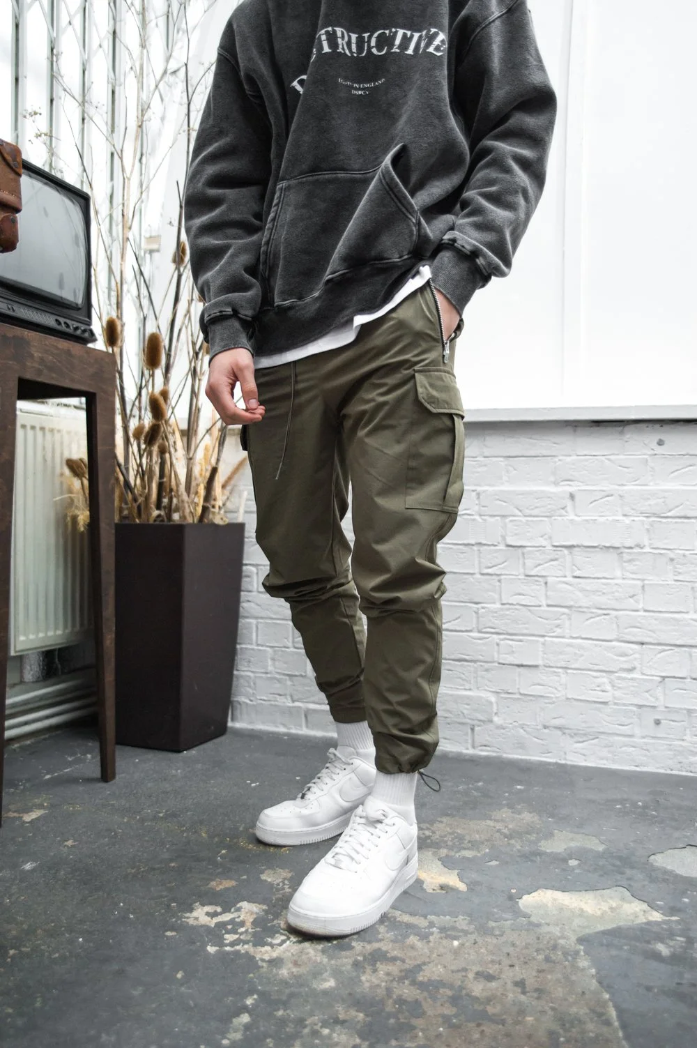 "THE SIGNATURE" CAMPAIGN — ROBERT VARGA