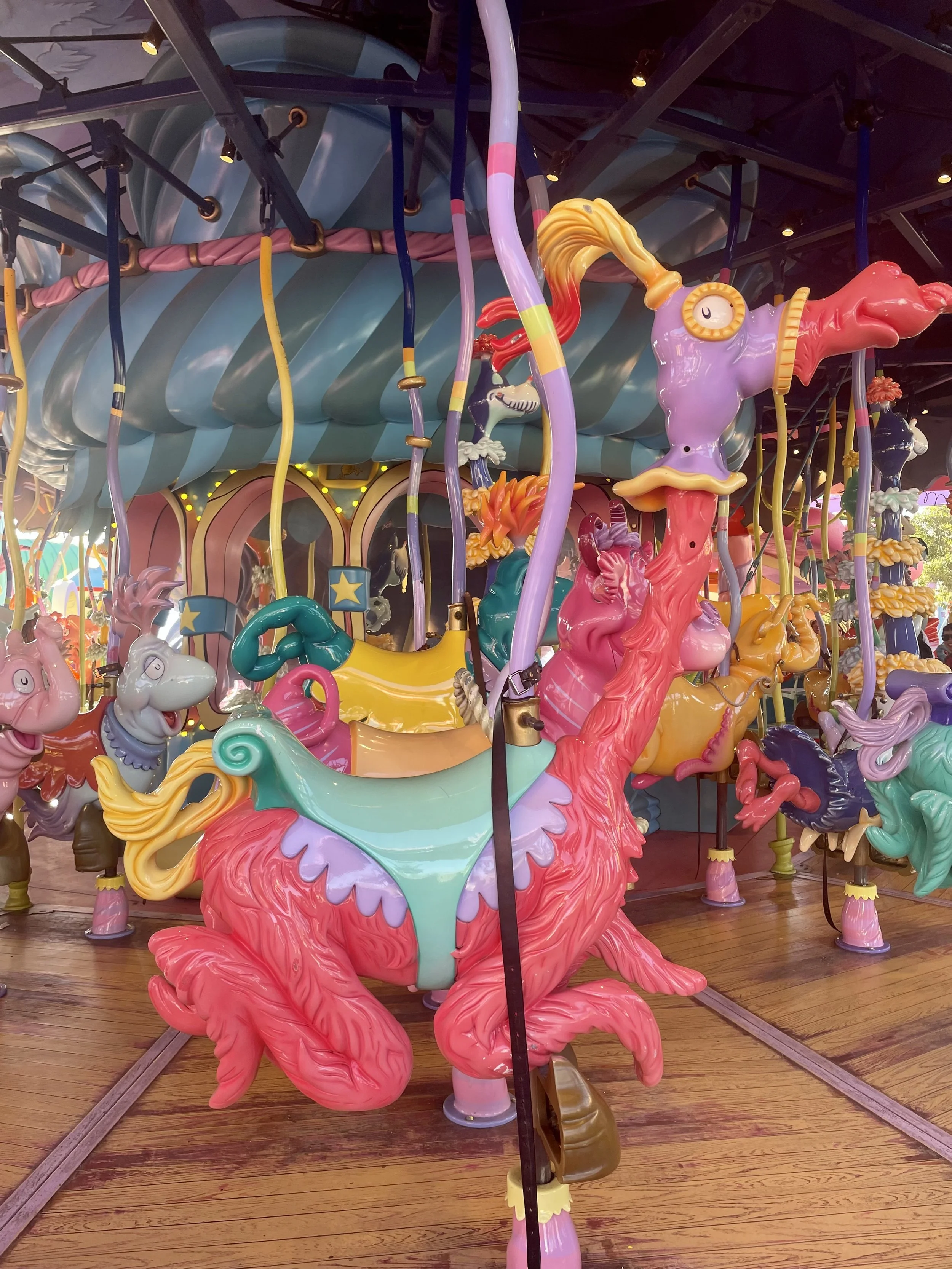 Caro-Seuss-el Ride Guide — Universal Big Time | Helping plus-size park ...