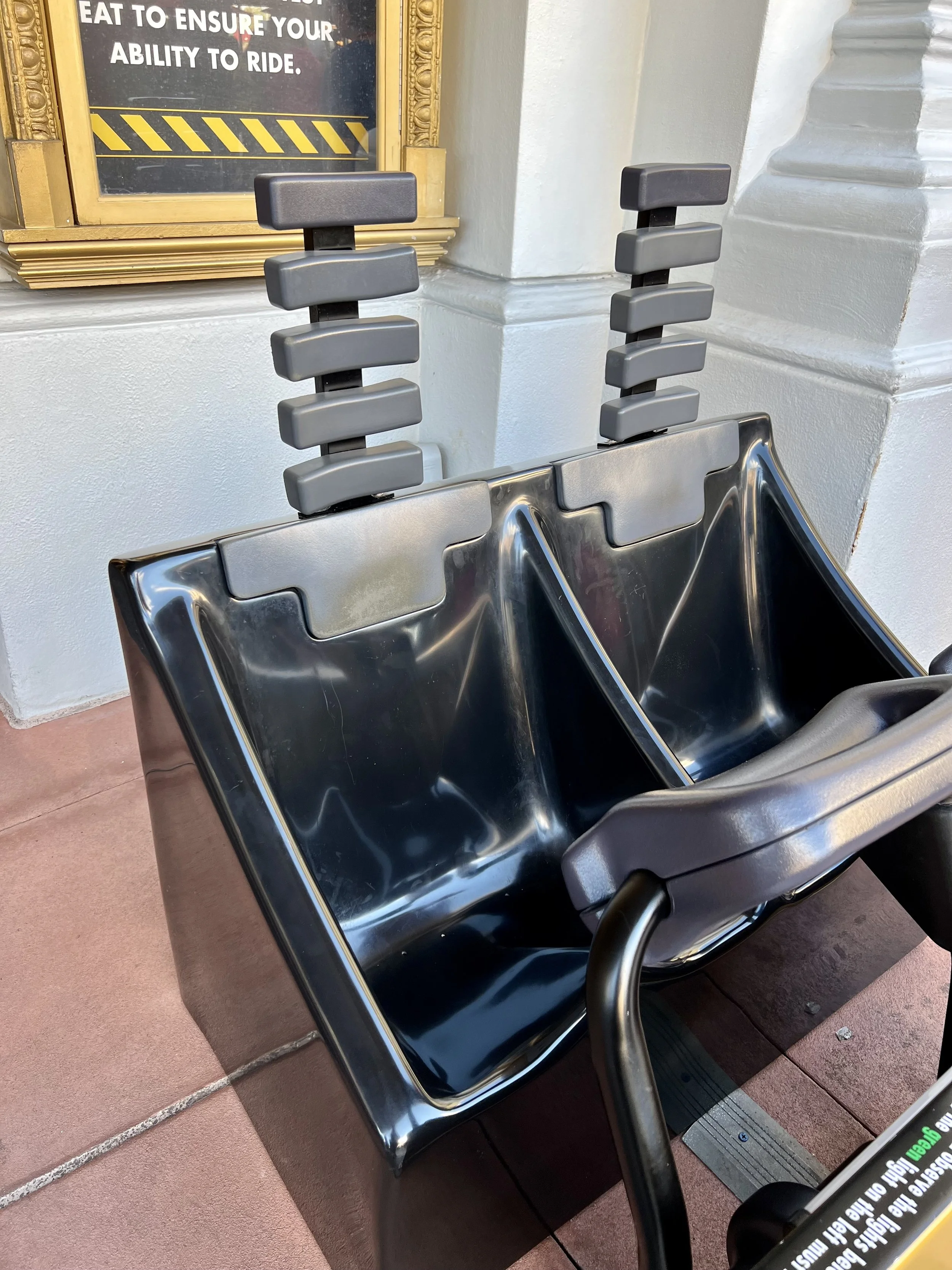 Revenge of the Mummy Ride Guide — Universal Big Time | Helping plus ...