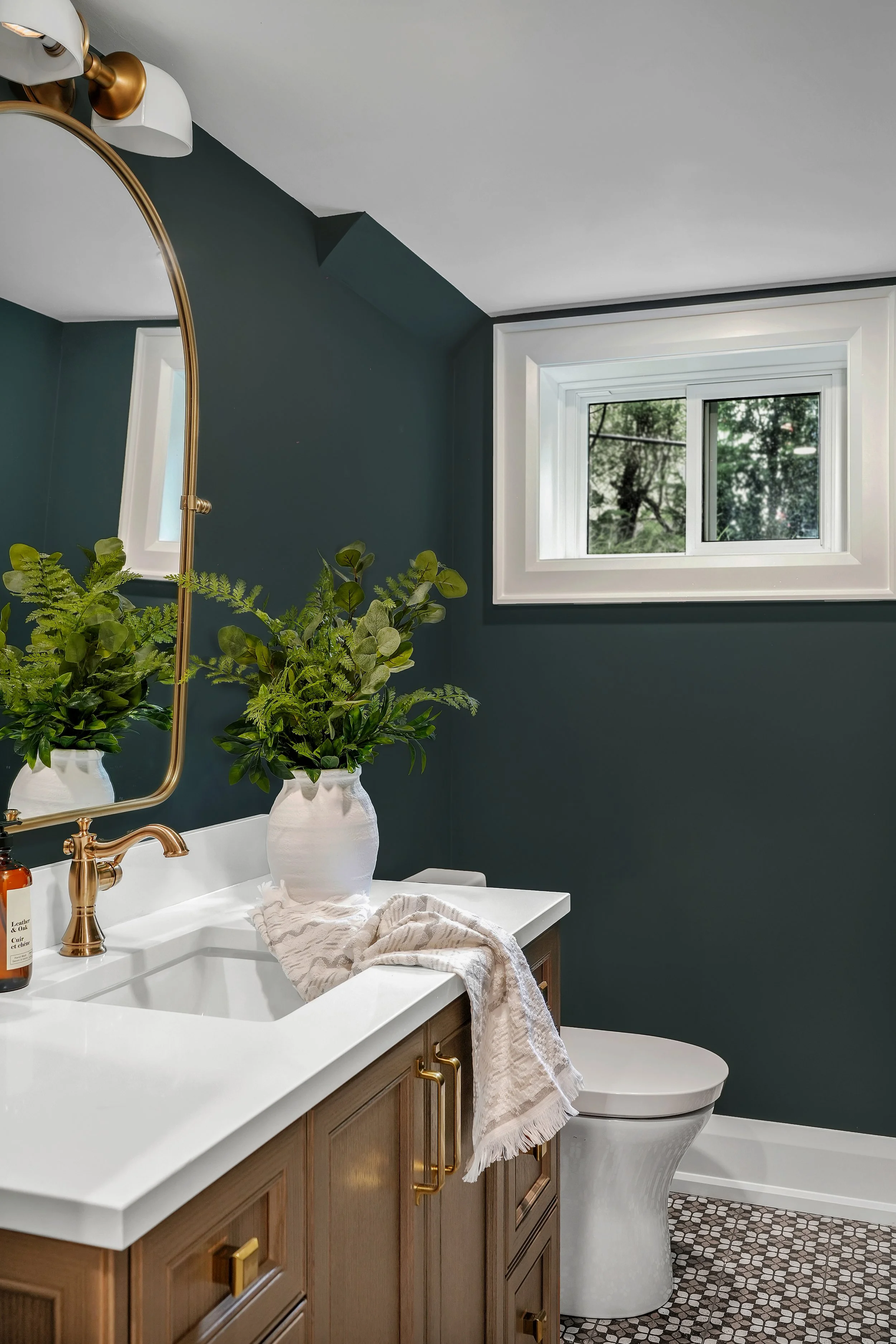 Ennisclare — Rüme Design Inc.