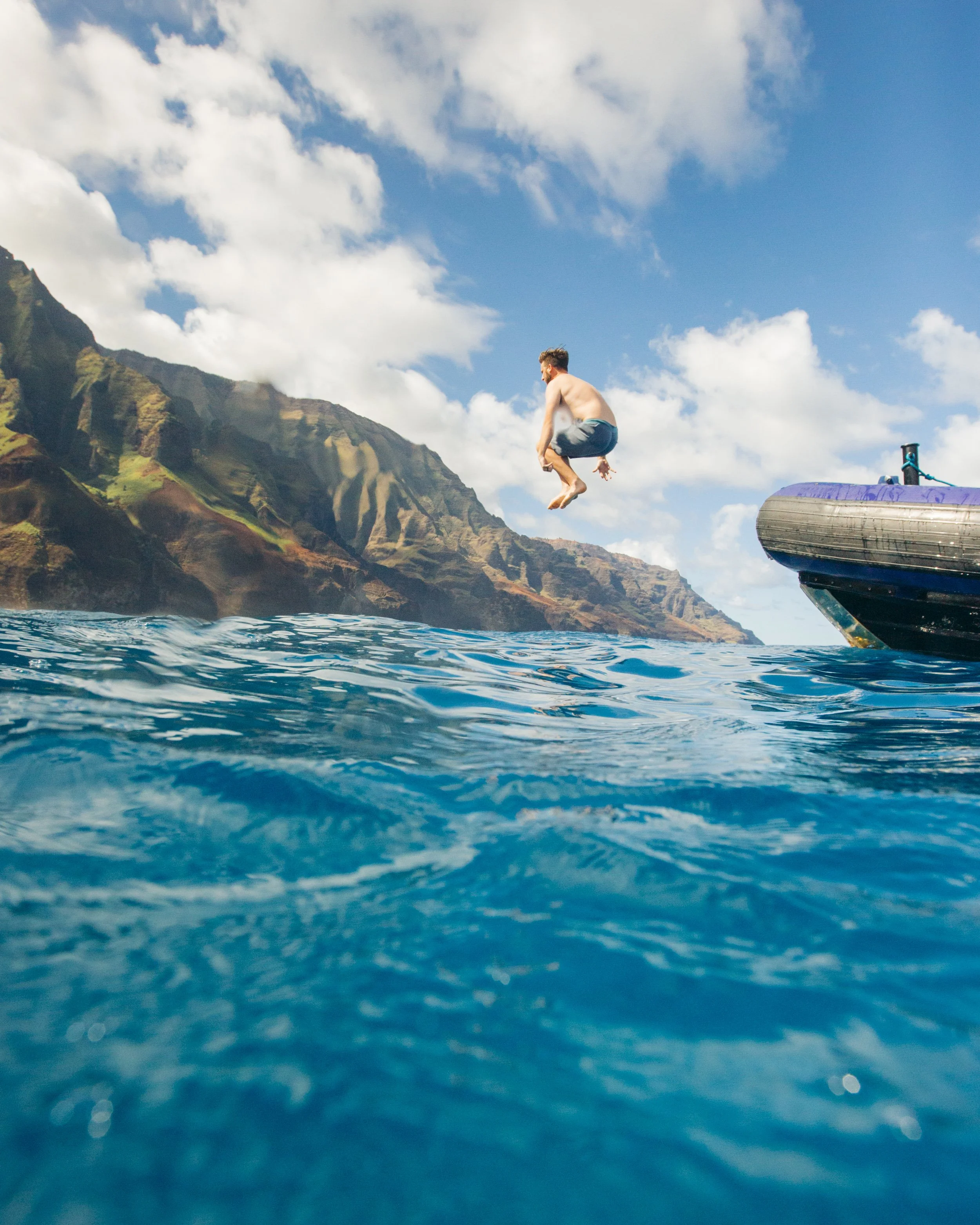 Contact | Book Your Adventure Today — Na Pali Boat Tours | Blue Ocean ...