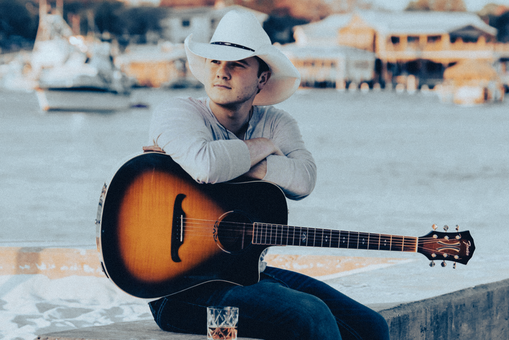 About — Thomas Mac