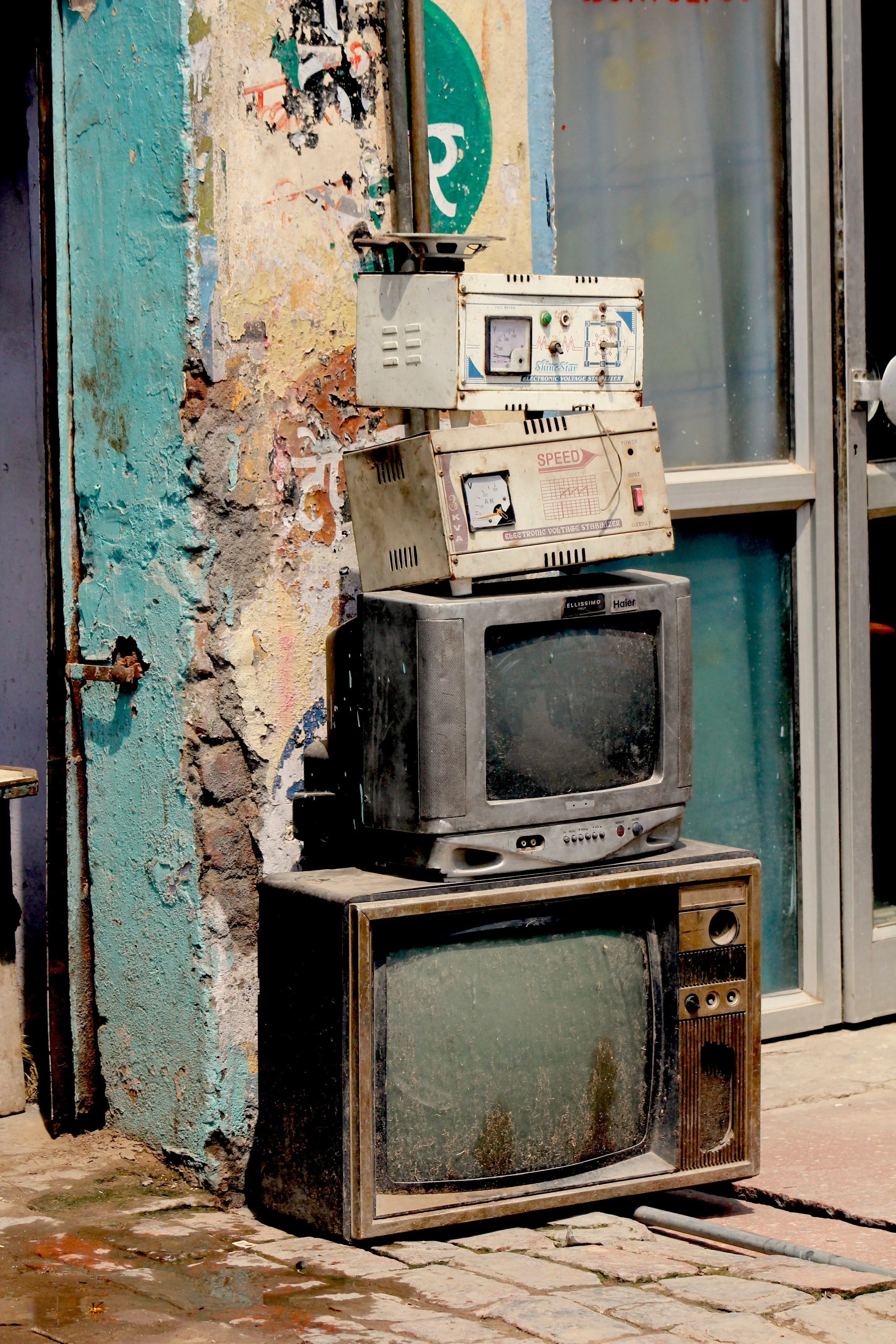 E-Waste Solutions: Secure Recycling & Refurbishing — Electronic ...