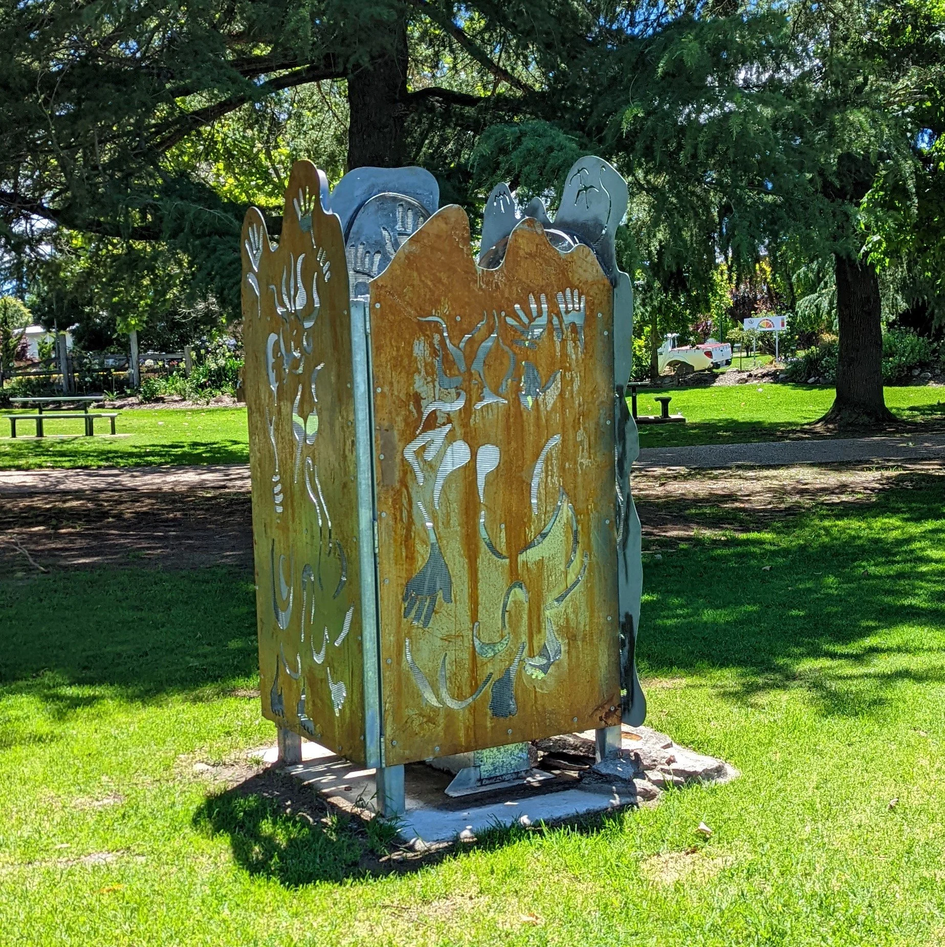 Stanthorpe Street Art — Stanthorpe Regional Art Gallery