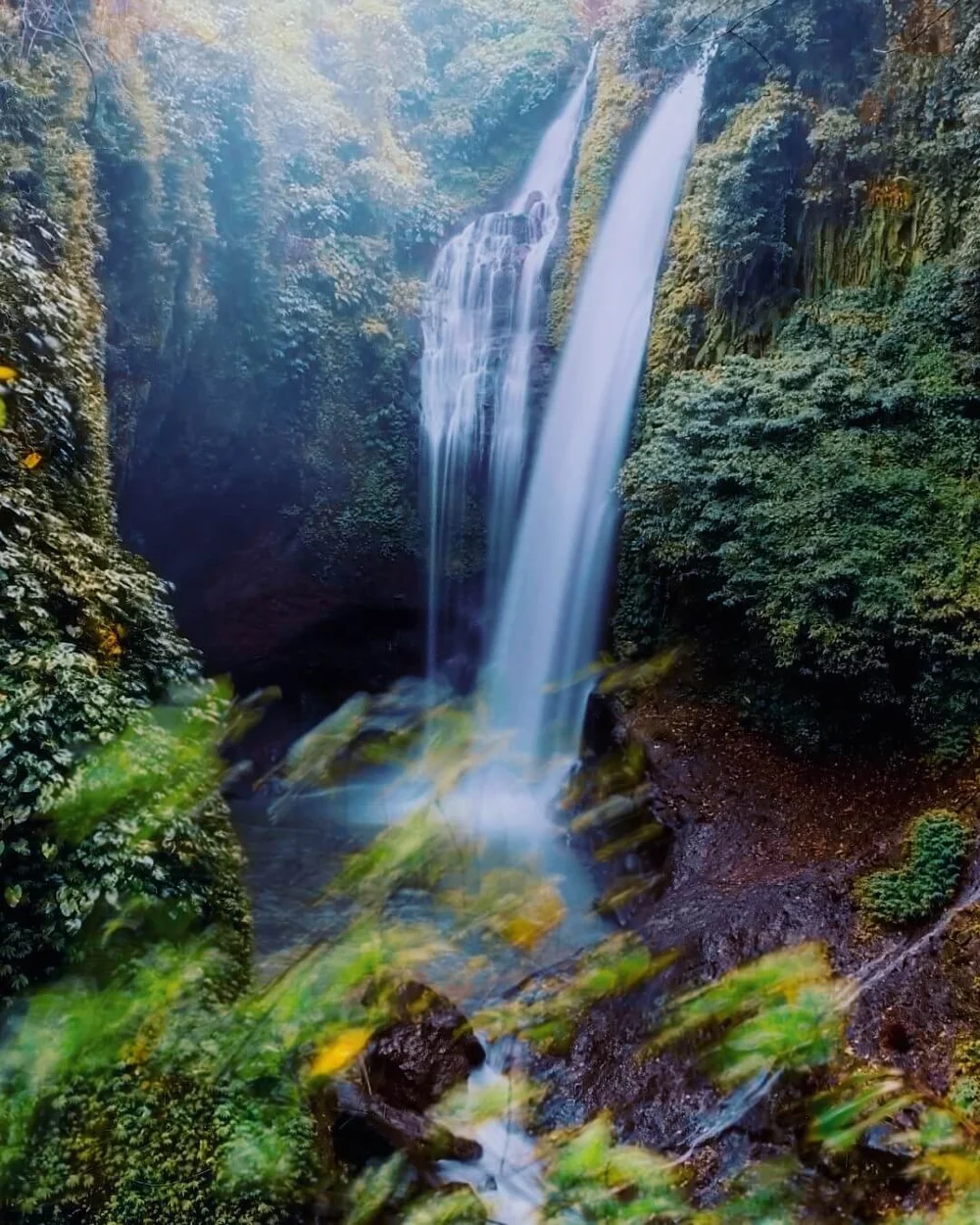 "One of Bali's most beautiful falls..." Aling Aling Waterfall, Bali