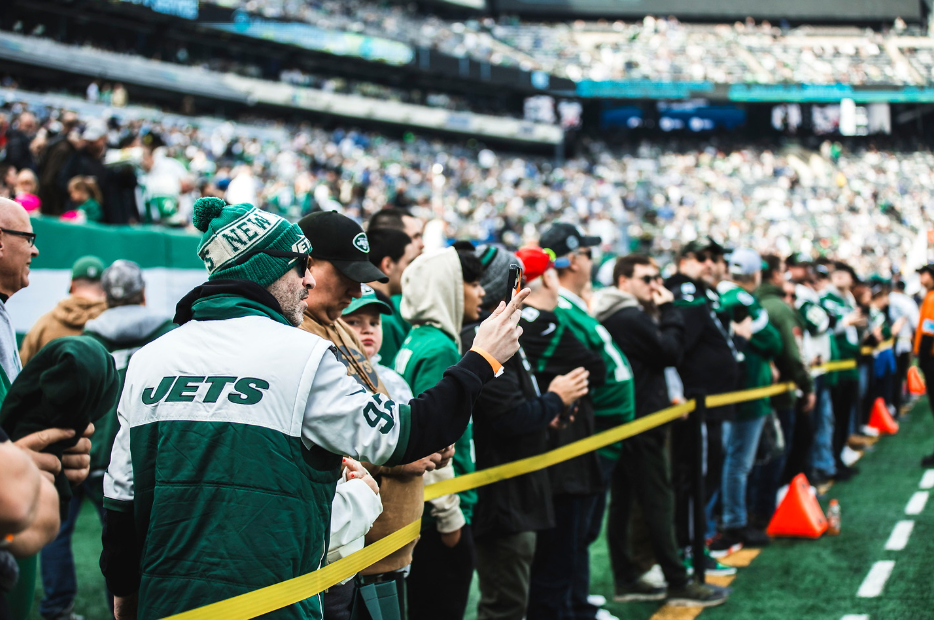 Pregame Entertainment Viewing — Jets Experiences