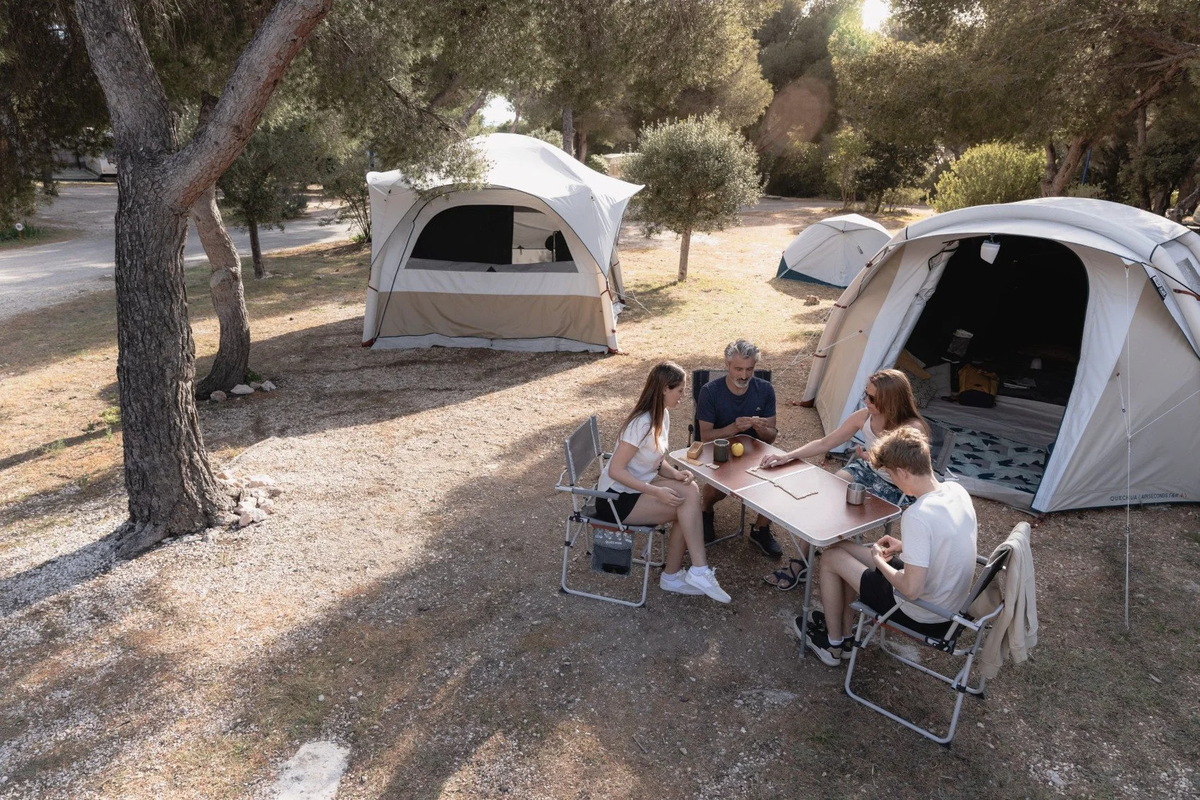 Decathlon Camp - Location de tentes aménagées en Camping