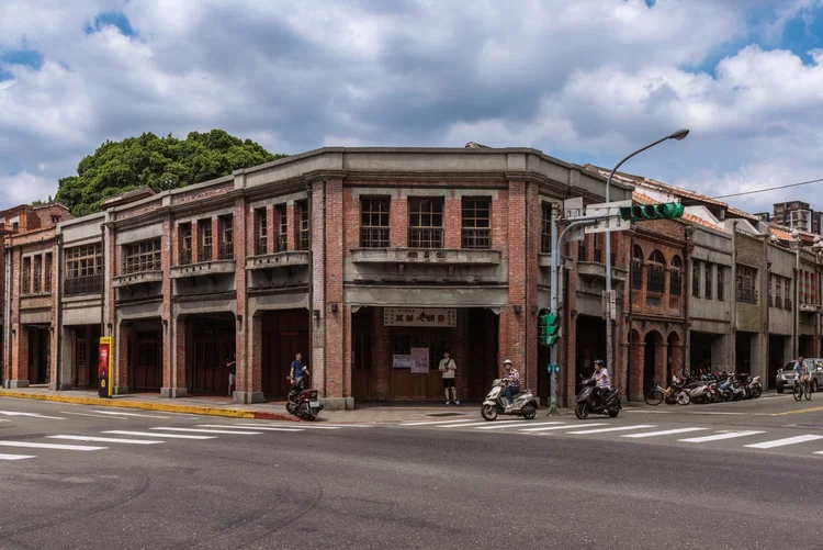Top 7 Amazing Old Streets to Visit in Taipei