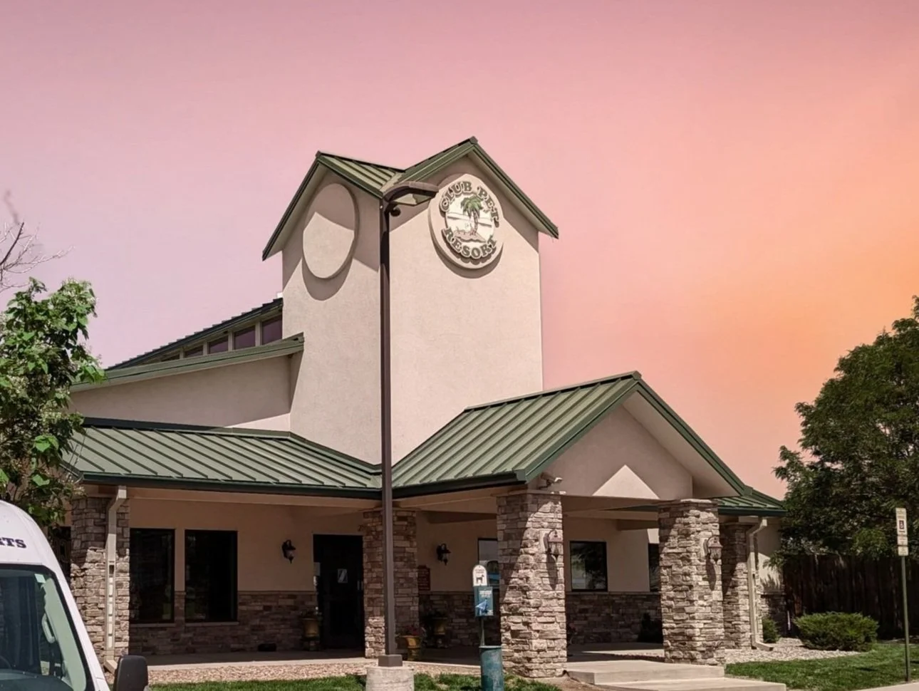 Club Pet Resorts | Your Pet's Adventure Awaits
