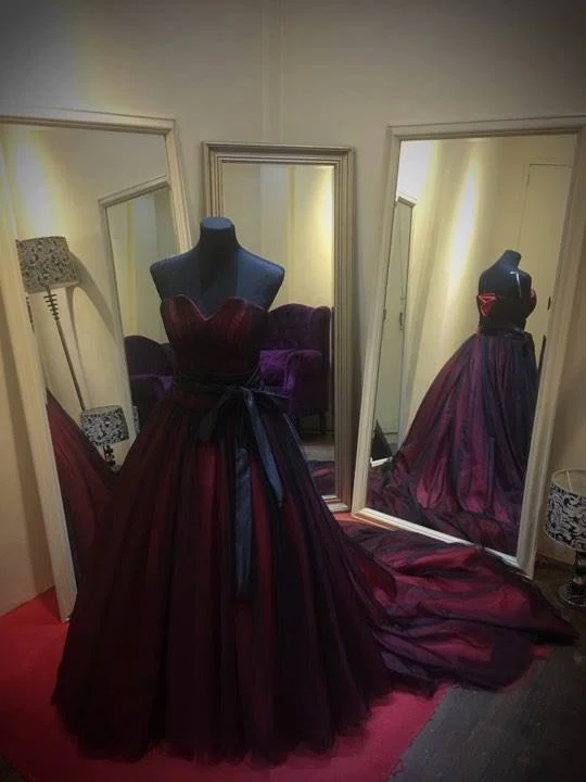 Red Gothic Wedding Dresses