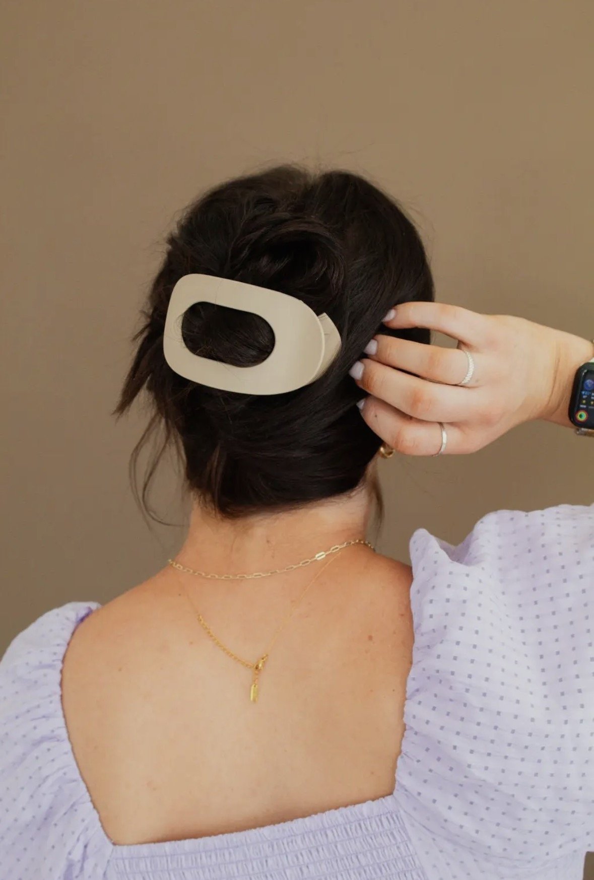 Andi Round Flat Clip — TGS Collective