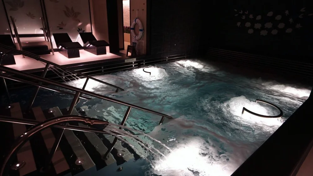 5 Things You’ll Love About Enchanted Princess — In The Loop Travel