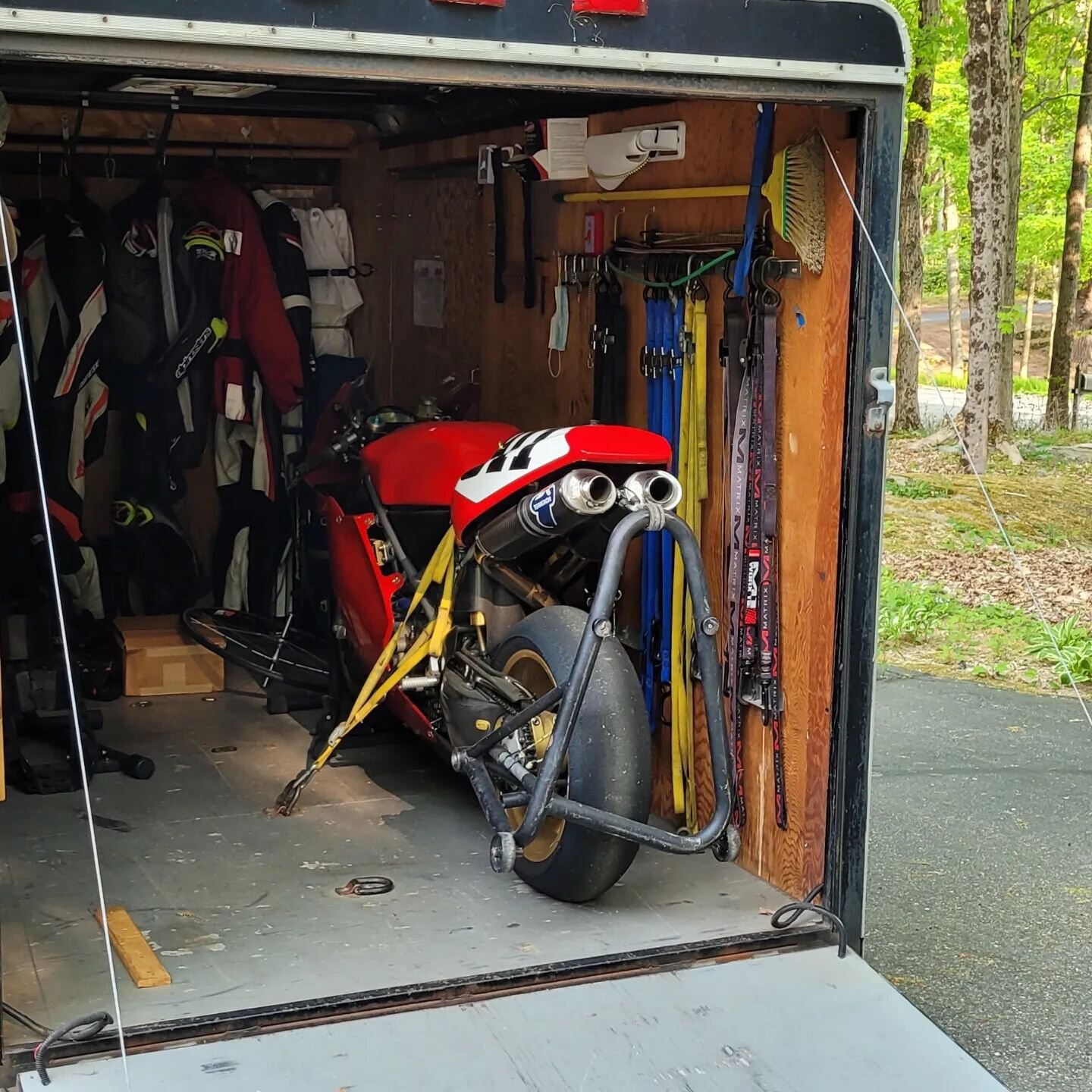 Fishtail Riding School