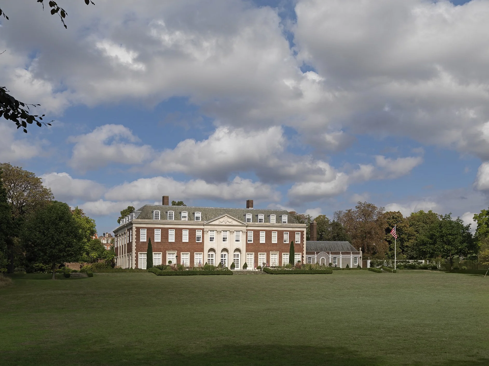 London — Foundation for Art & Preservation in Embassies | FAPE