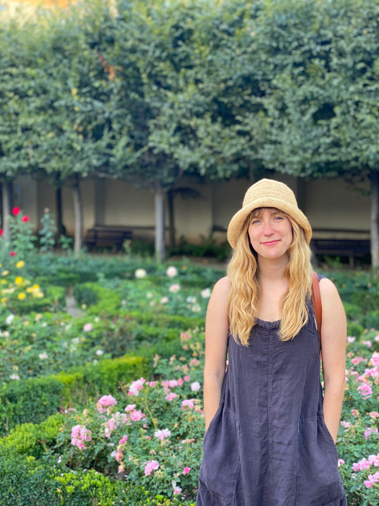 About — Livia Nelson