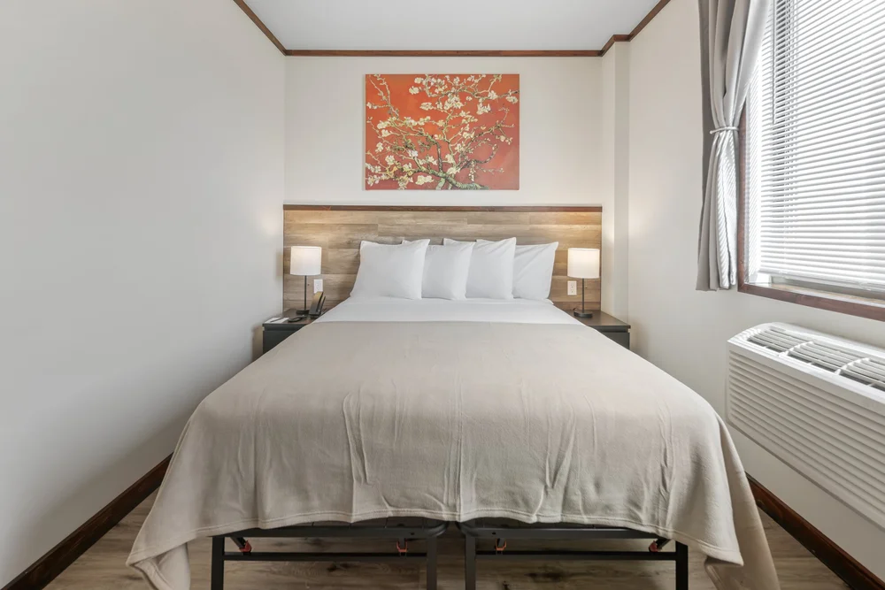 Rooms — Highbridge Hotel