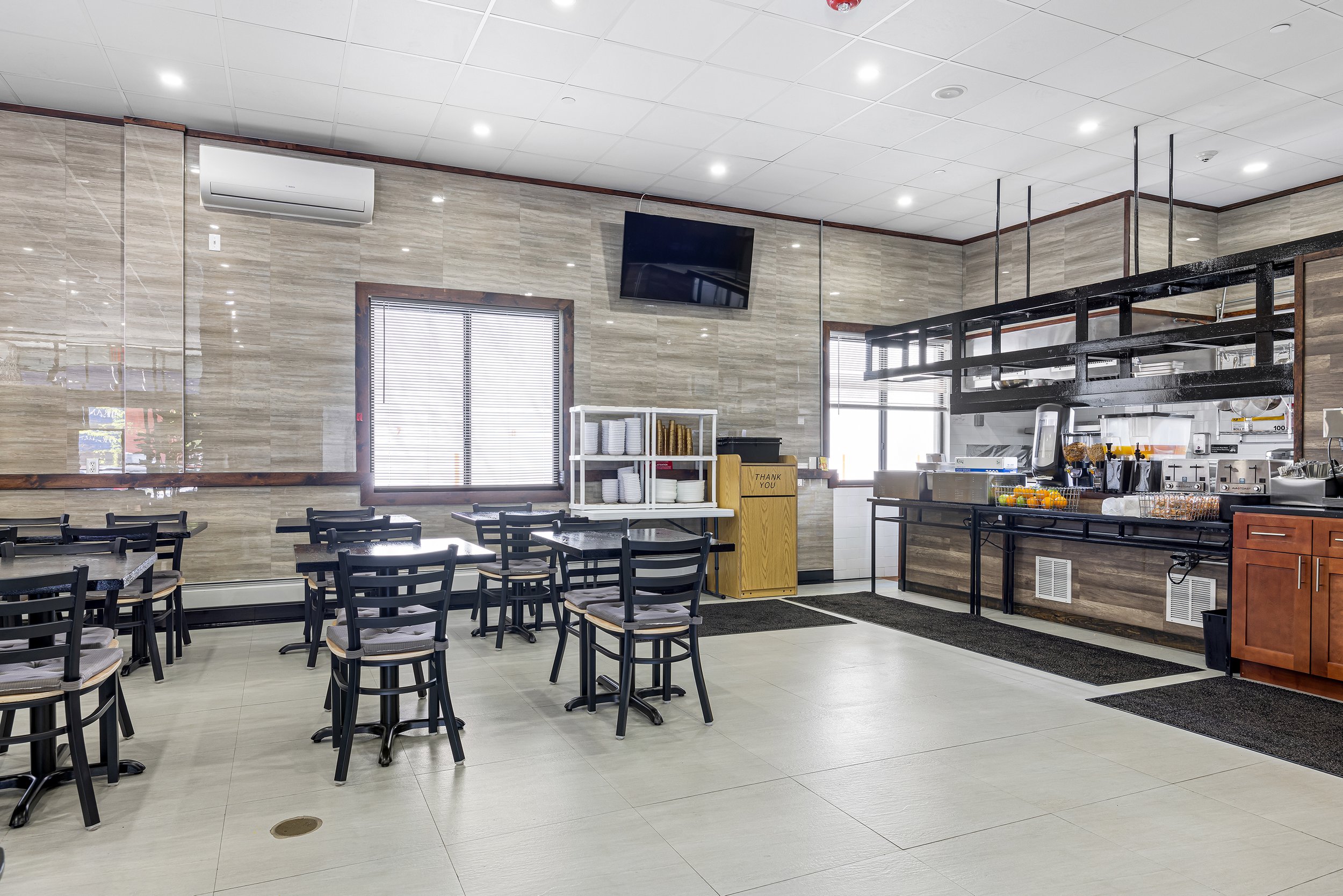 Photos — Highbridge Hotel