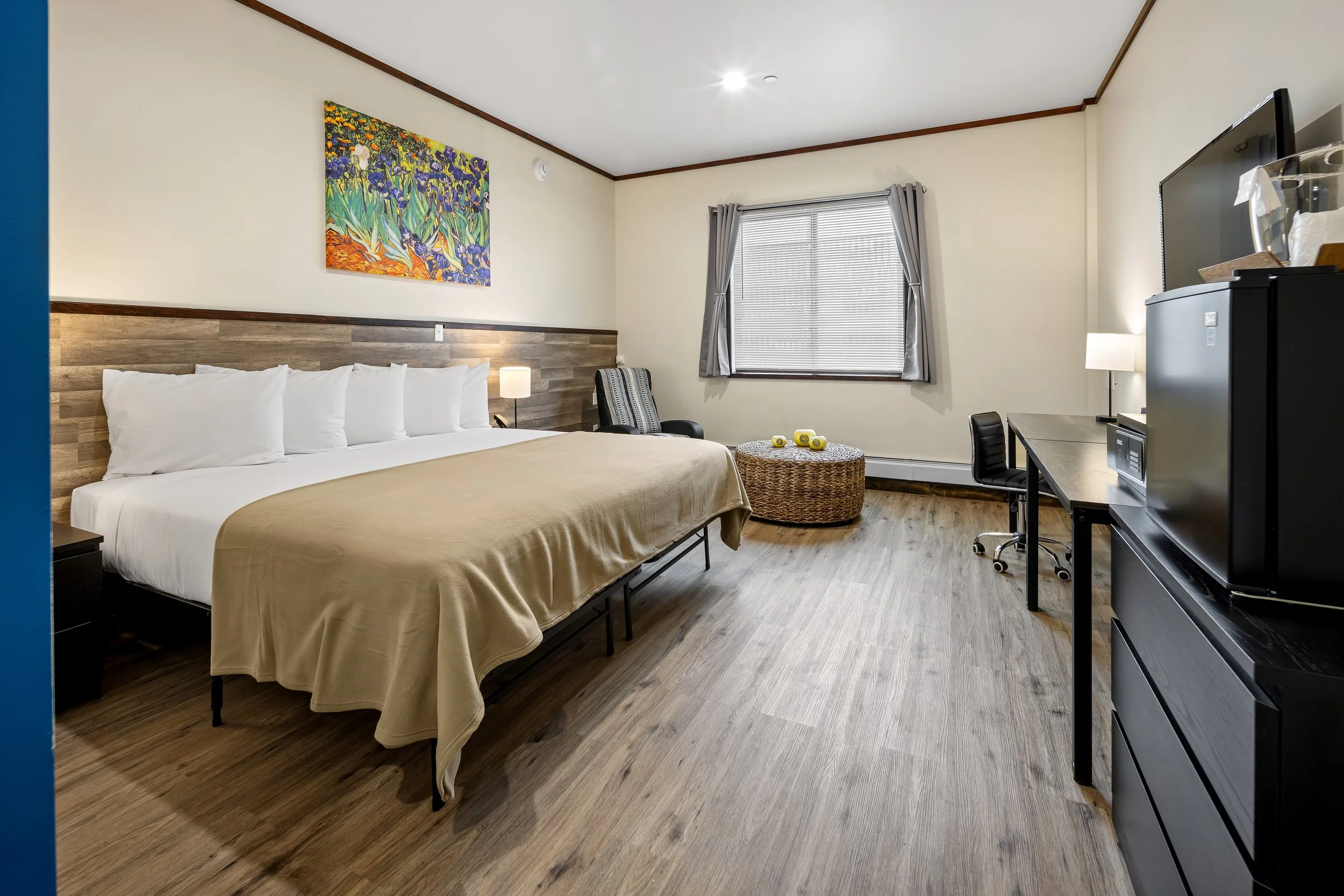 Rooms — Highbridge Hotel