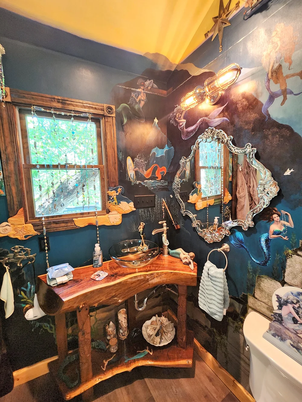 Luxury Amenities — Enchanted Forest Treehouse