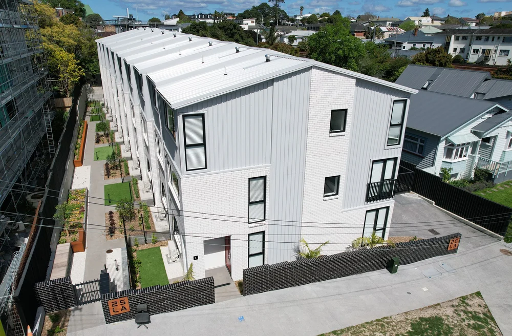 Lloyd Ave — Method Construction