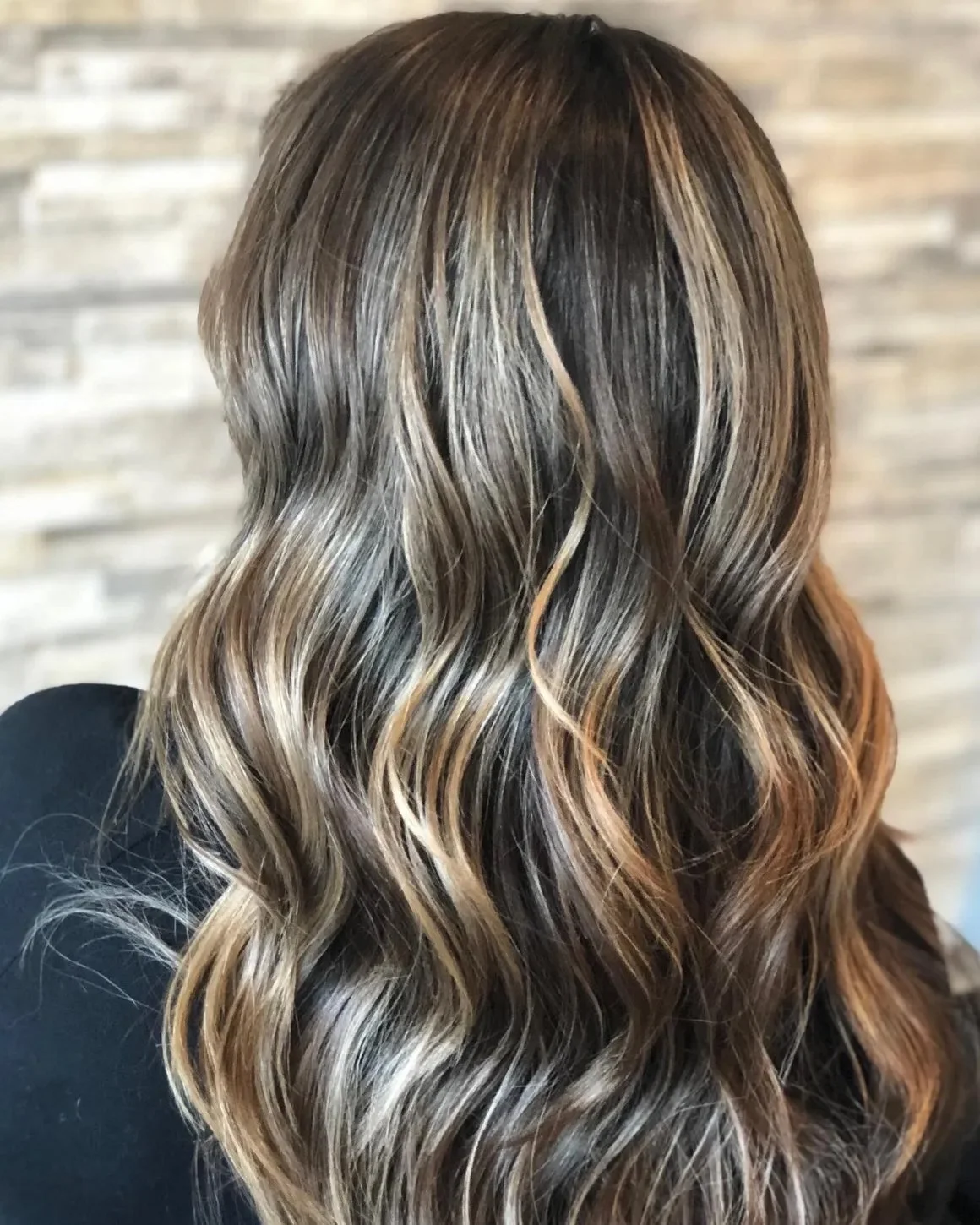 Gallery — Salon Omnia