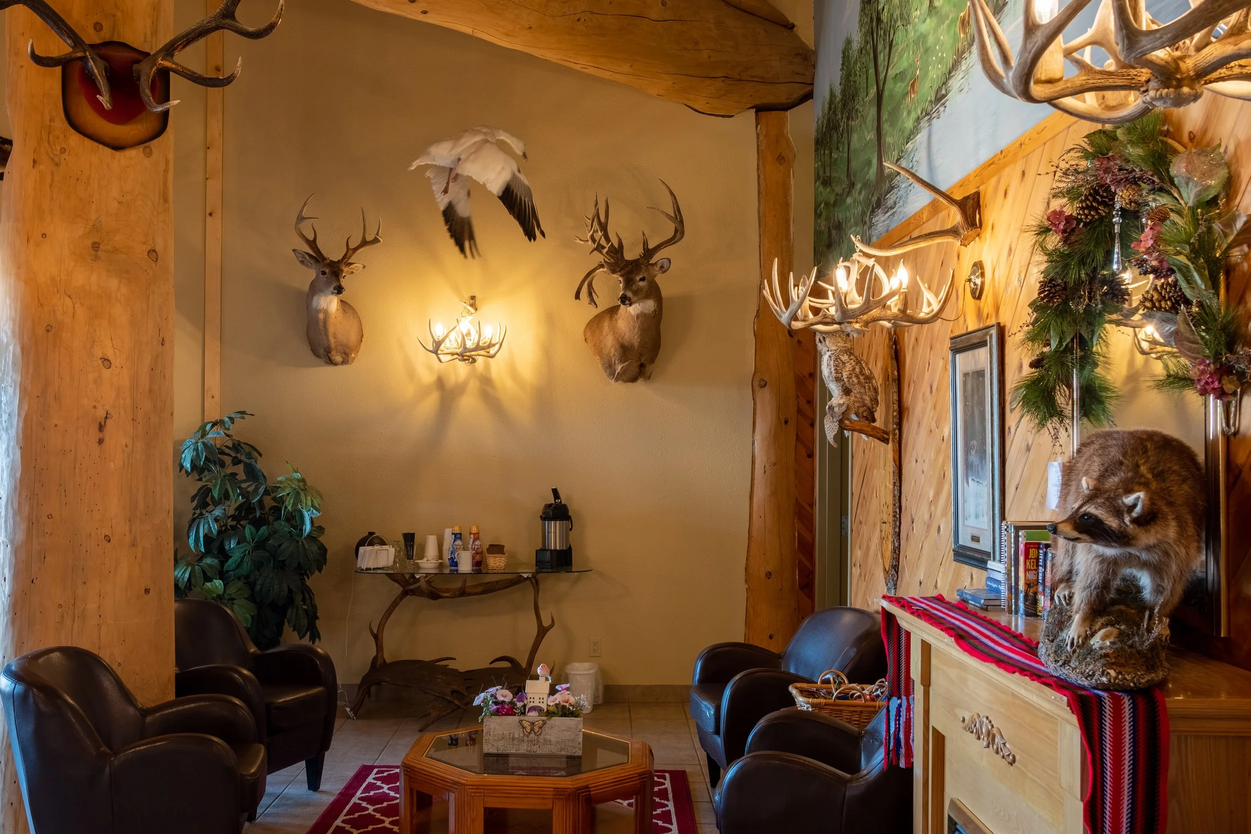Rooms at Canadian Wilderness Inn