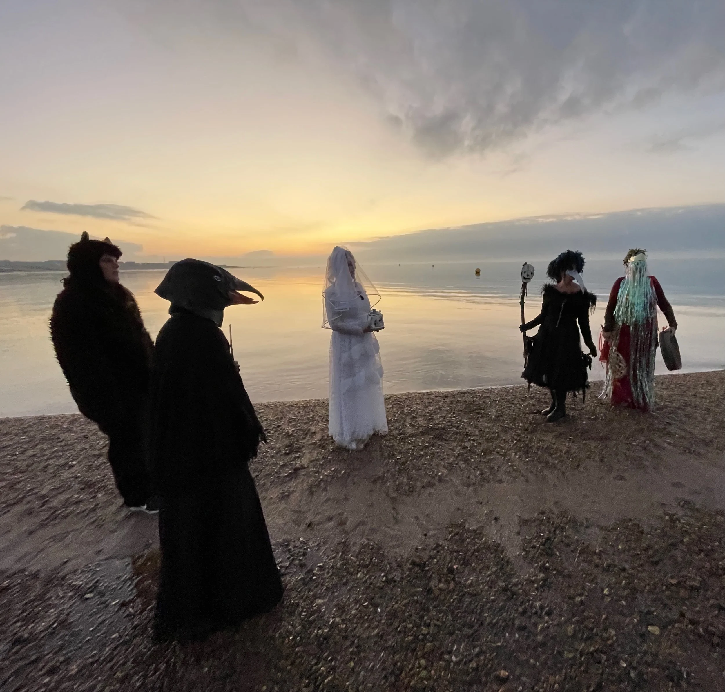 Mirie it is (Dusking II) — Lucy J Wright