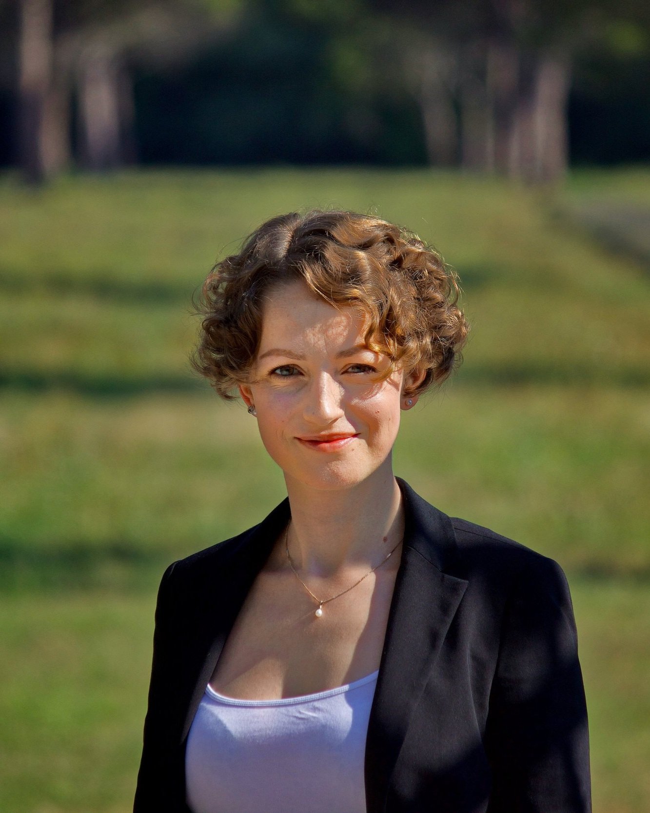 Work With Me — Veronika Jana Lubert