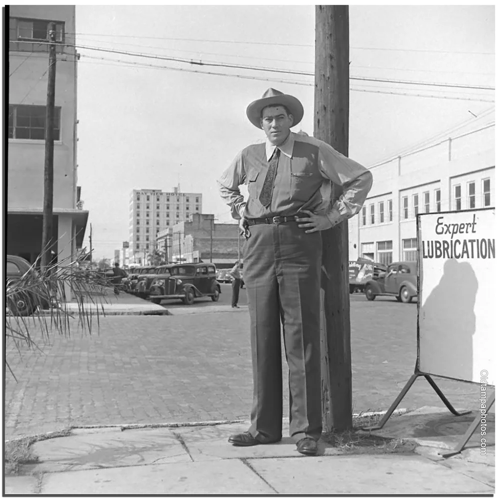 Al Tomaini , Giant's Fish Camp- Gibsonton — Old Tampa Photos Home