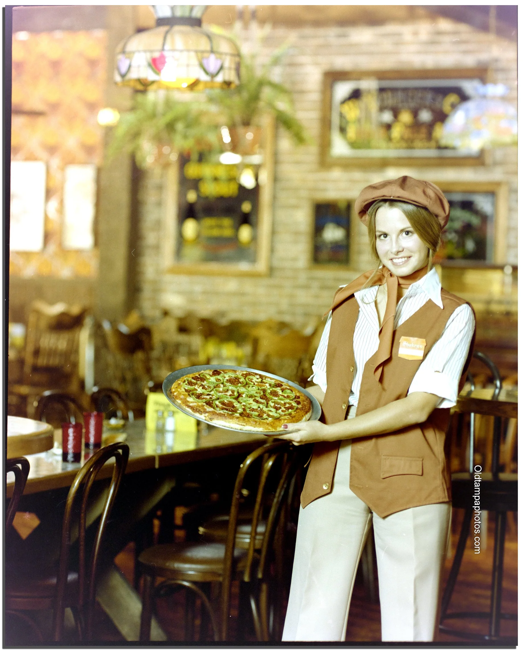 Shakey’s Pizza Parlor and Ye Public House — Old Tampa Photos Home