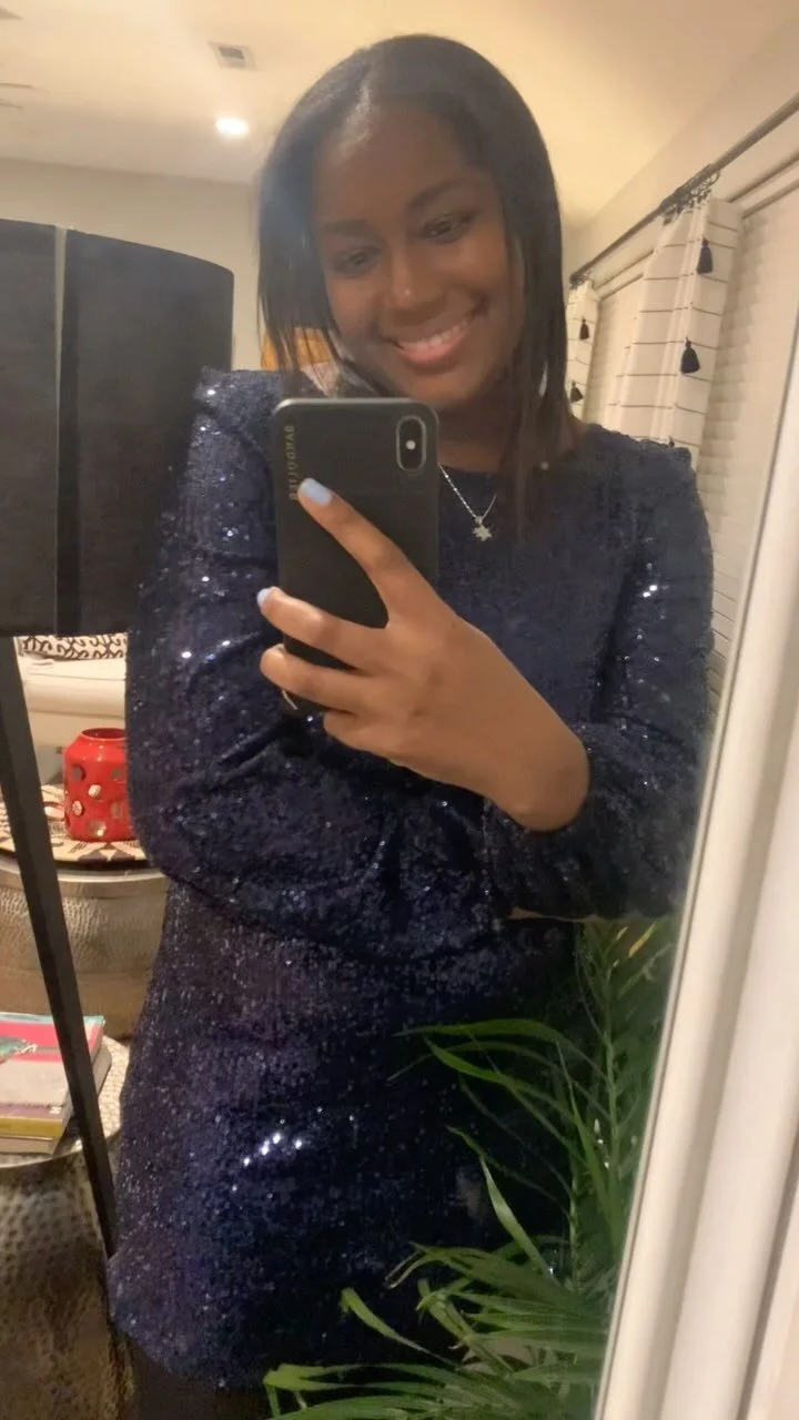 Clarissa Fletcher - Graphic Designer + Content Creator