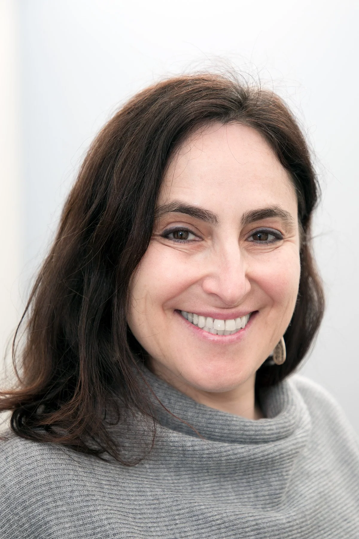 About — Rita Aronov, MD